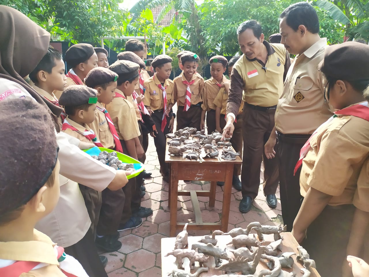 Kegiatan Ekstakurikuler Pramuka SDN Banjaran-Baureno-Bojonegoro "Contoh ...