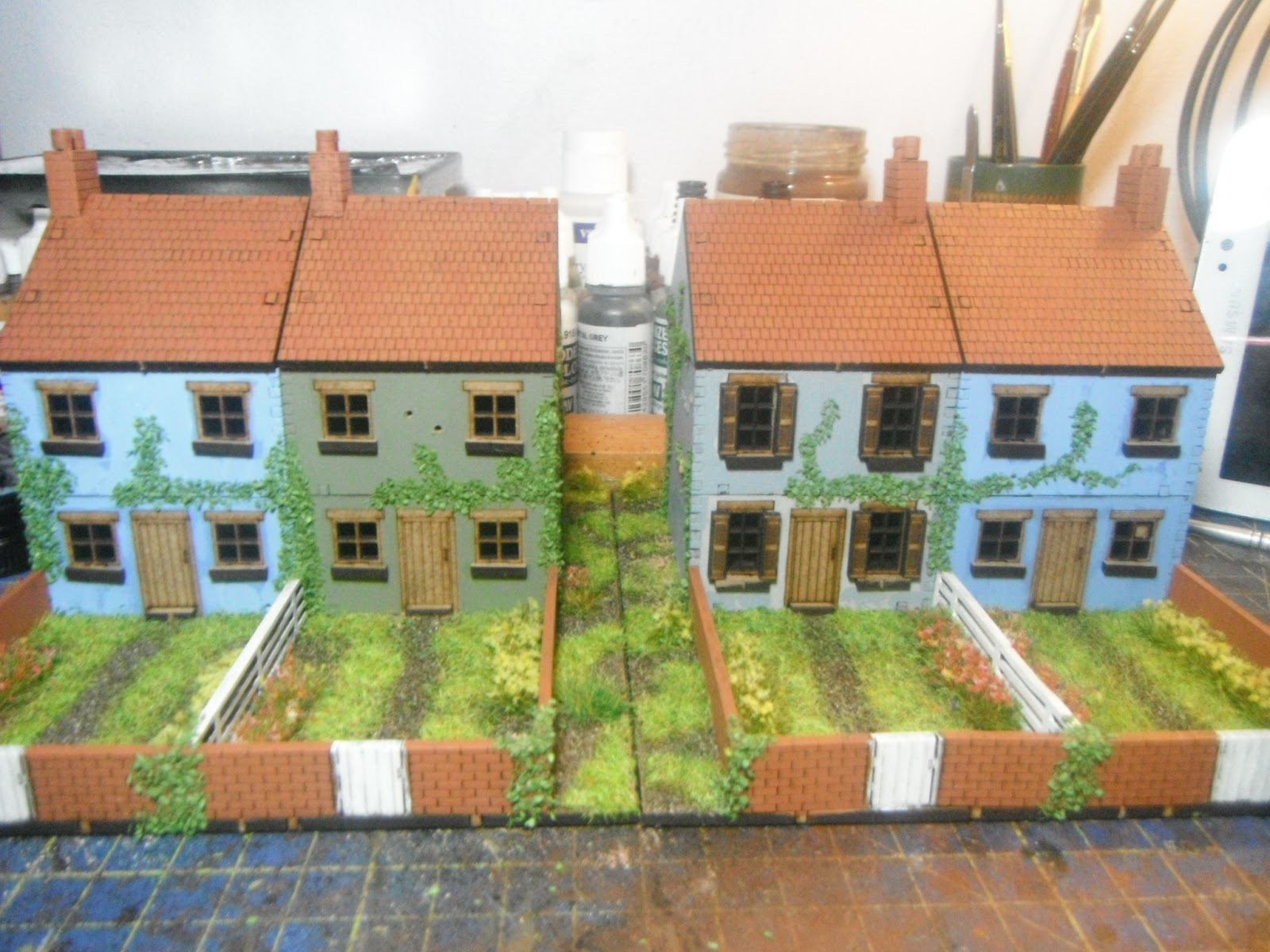 A figure painting therapy project.: Giving simple MDF buildings a makeover!