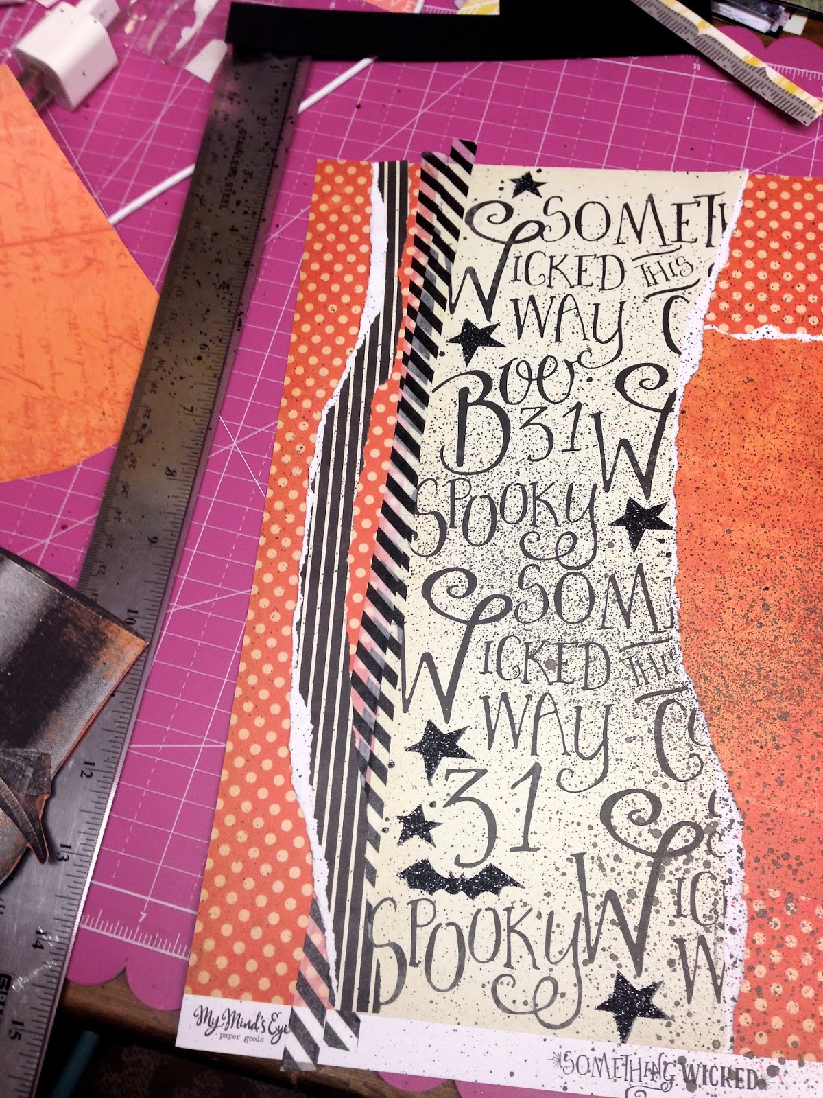 FotoBella: Something Wicked Layout Tutorial