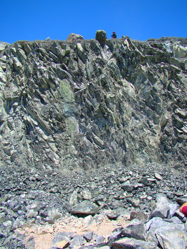 Geotripper: You call that little bag of samples rock collecting? THIS ...