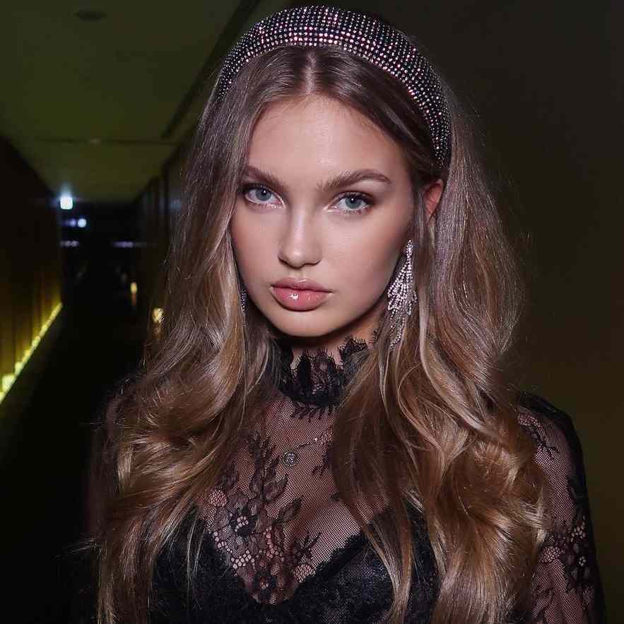 Romee Strijd Wiki, Biography, Age, Husband, Facts and More