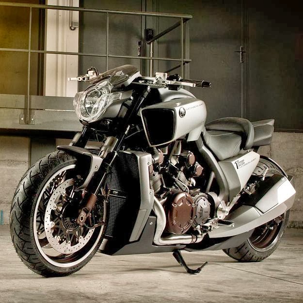 biker excalibur II: Yamaha-v-max-motorcycle by Moto club Mexico