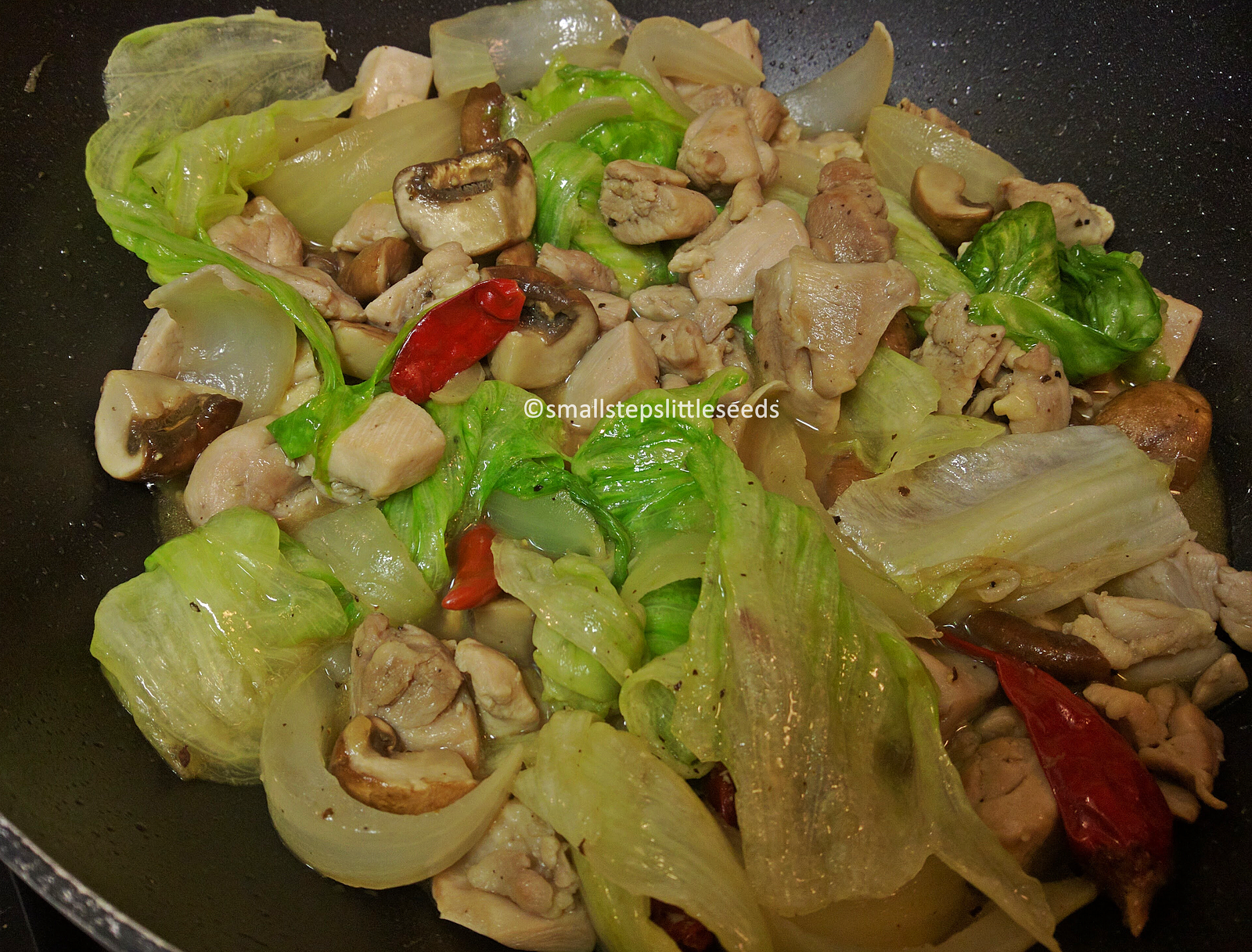 Asian Fusion: Braised Chicken with Lettuce