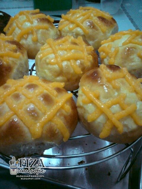 Tempat Fiza Simpan Resepi: Bun Kentang