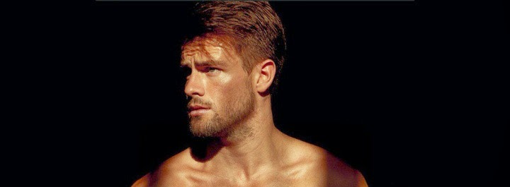 HOMENS PELADOS: Sem vergonha, Rafael fica completamente pelado na sala ...