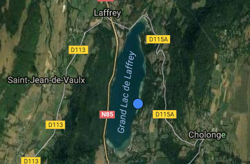Karpervissen op Grand lac de Laffrey | Openbaar water Frankrijk
