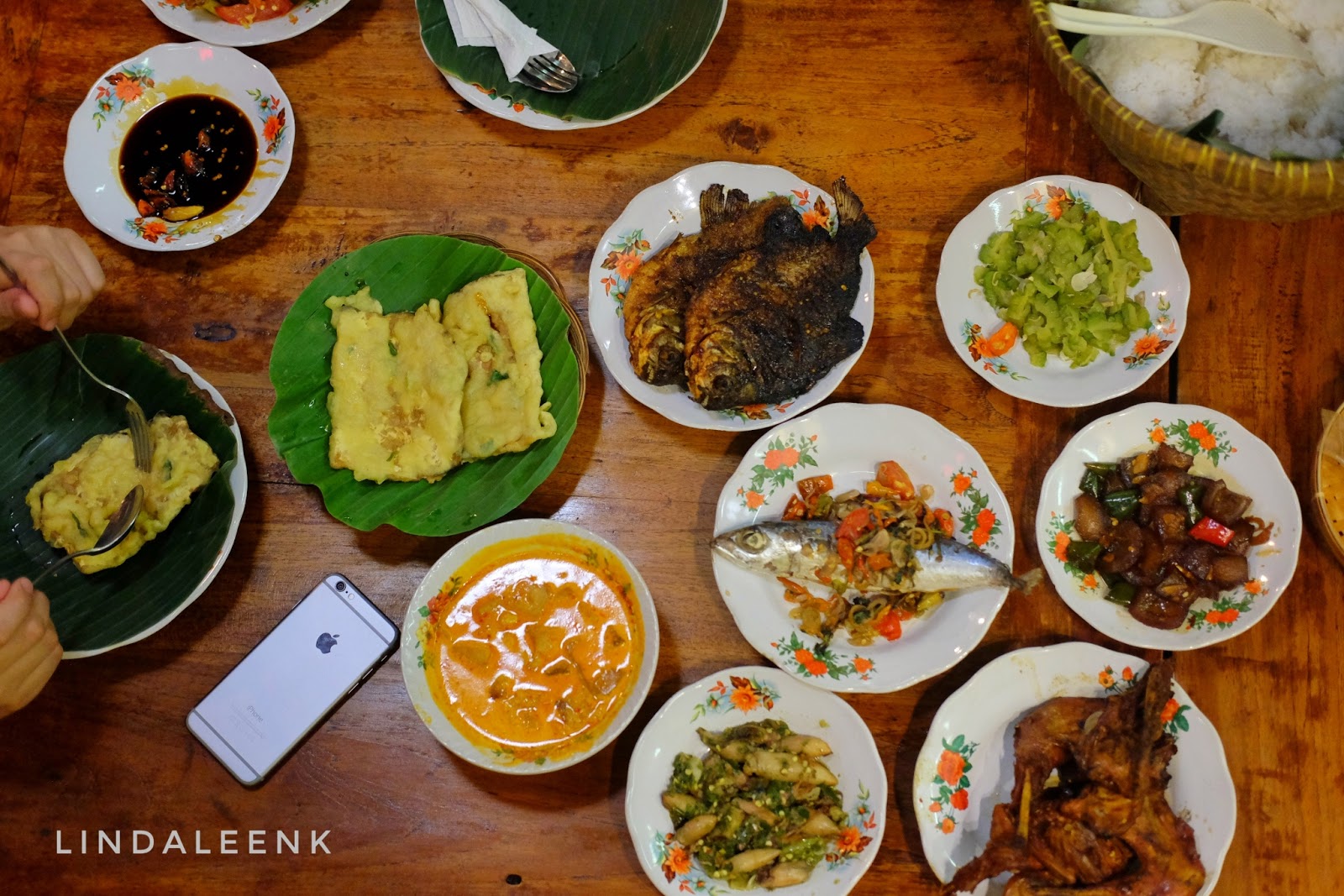 #HappyTummy: Serba Pedas di Mbah Jingkrak Setiabudi | Lindaleenk ...