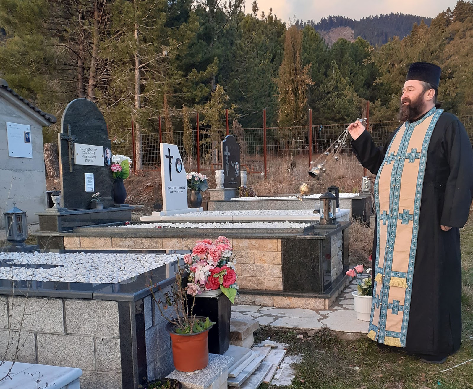 Άγιος Νεκτάριος Κρέντης. Άγραφα | Ευρυτανία | Καρπενήσι: ΣΤΗ ΜΝΗΜΗ ...