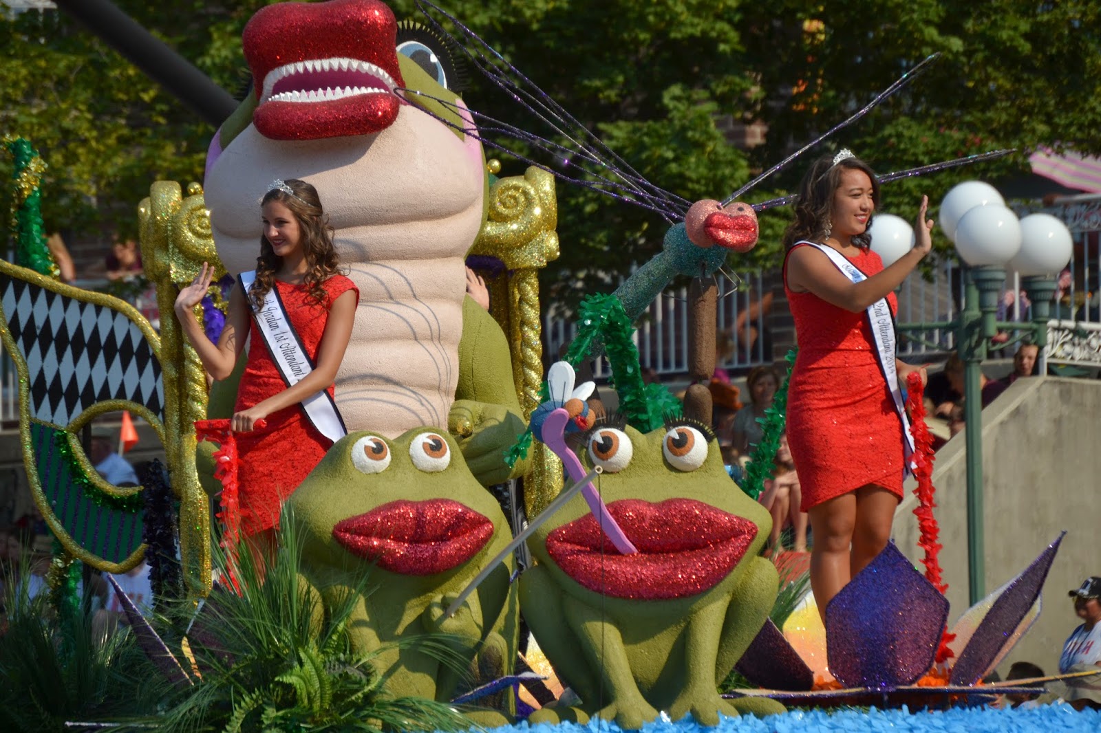 Mormon Street Fashion: Days of 47 Parade Beauty Queens