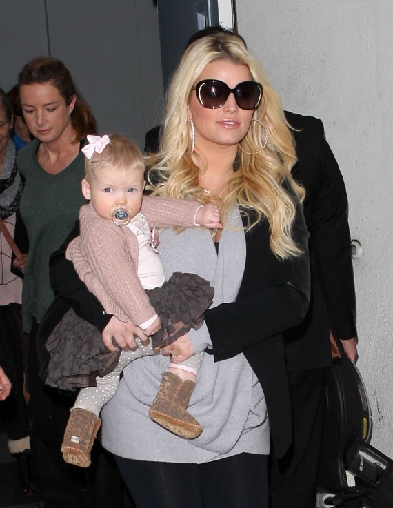 Jessica Simpson Baby Photos for sale Rp36 Billion? | A Star News & Gallery
