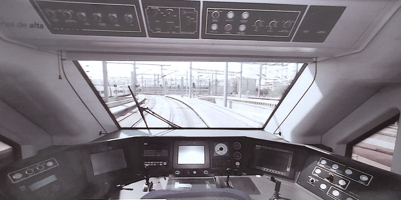 LAS TRACCIONES TÉRMICA Y ELÉCTRICA EN RENFE (CVIII): ALTA VELOCIDAD Y ...