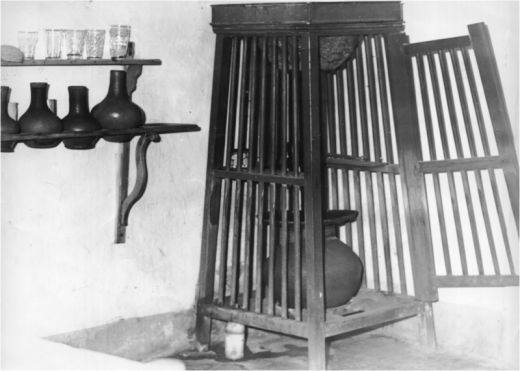 NO HAY AGUA MÀS SOBROSA Y SANA QUE LA DE UN TINAJERO.