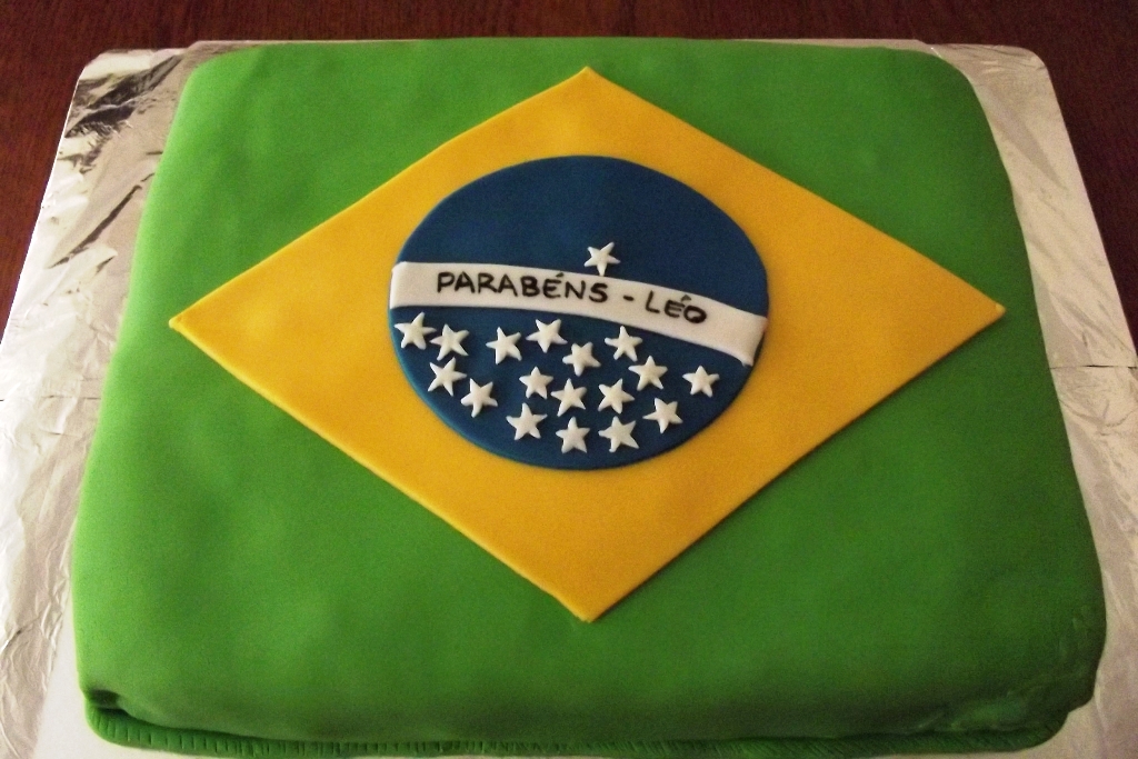 Sole creazioni: La torta com la bandiera del Brasile!!!