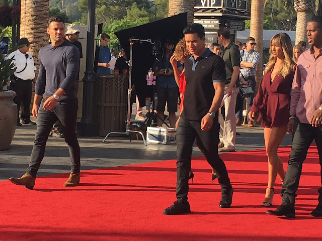 Cast of Extra at Universal Studios Hollywood