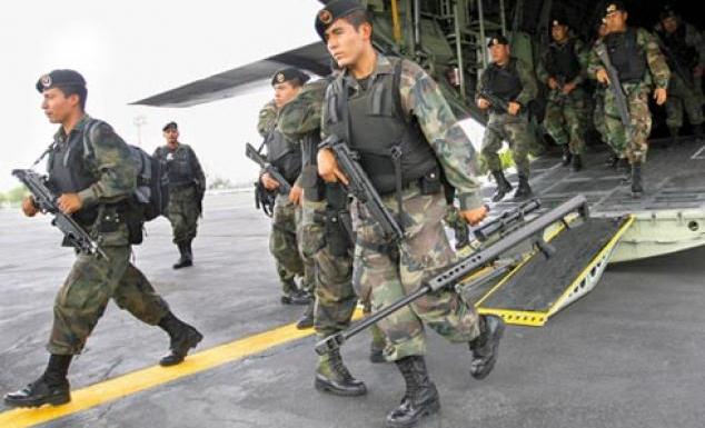 Militarismo México