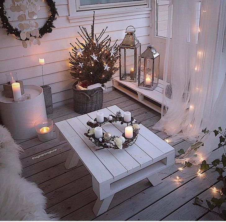 10+ Incredible DIY Christmas Patio Ideas