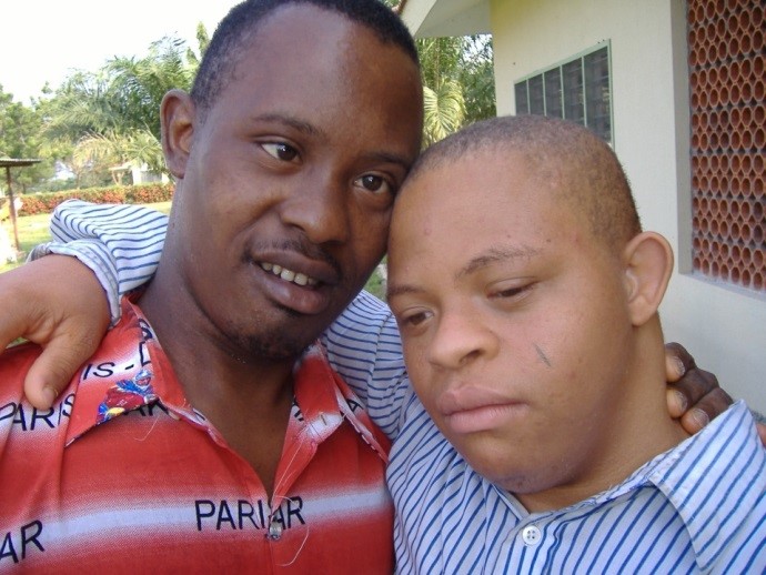 Adán Breca en camino: 7.- Discapacidad: de "efulefu" a "buonfiglio"