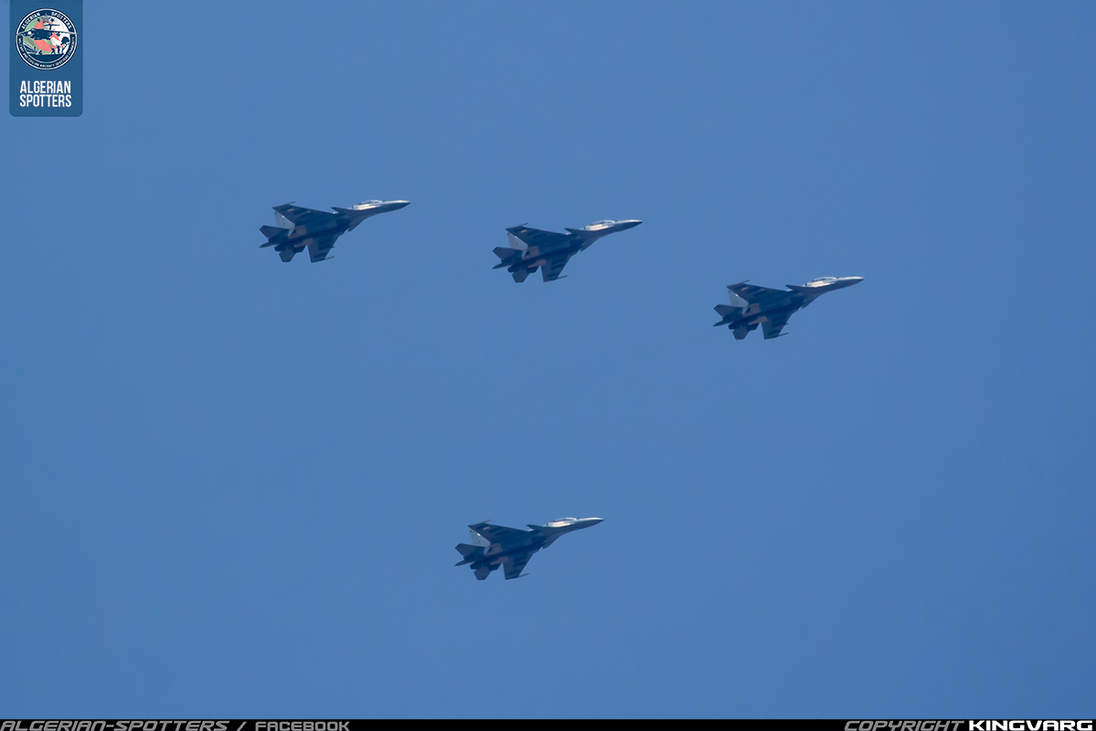 Welcome to Kingvarg Aviation: Algerian Air force SU-30MKA flying back home
