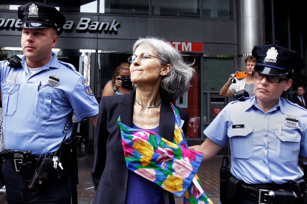 How the Media Covers Election 2016: How We Illegitimize Our Democracy