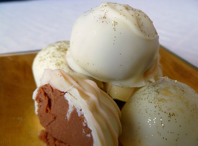 Vanilla Clouds and Lemon Drops: Pink Champagne Truffles {And Awards Season}