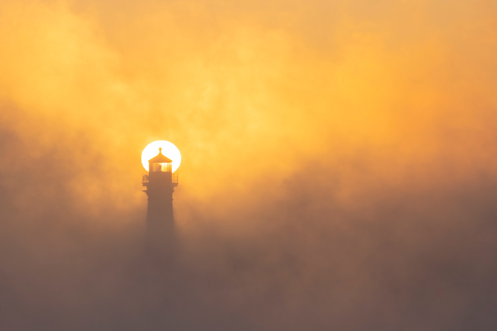 Duluth Harbor Cam: Sea Smoke and Lighthouses