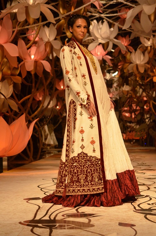 Rohit Bal Collection At PCJ Delhi Couture Week 2013 | Fashion Centar