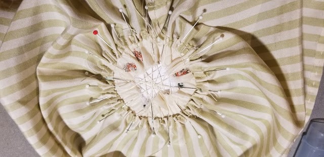 Sew Historical...and other fun stuff: A Circular Reticule Tutorial