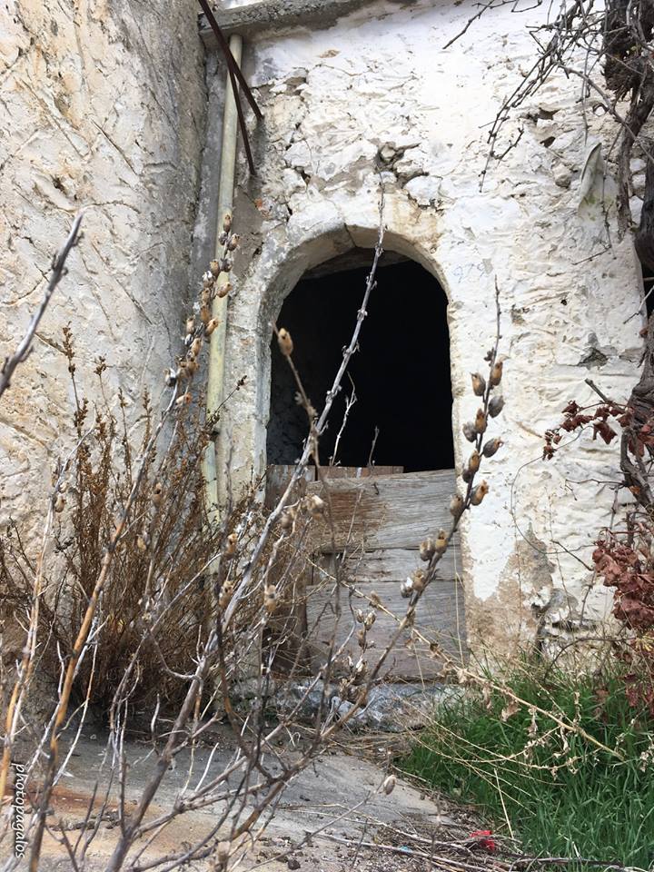 EXPLORE MOUNTAINS: ΣΤΟ ΚΑΛΝΤΕΡΙΜΙ : ΟΡΟΠΕΔΙΟ ΚΑΘΑΡΟΥ-ΚΡΙΤΣΑ