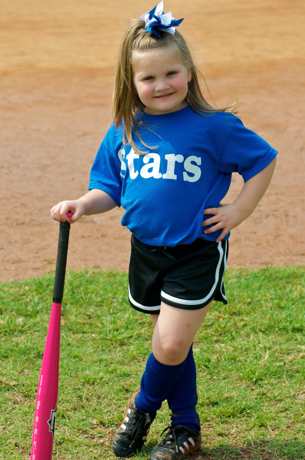 Peacocks and Petticoats Photography: Softball Poses
