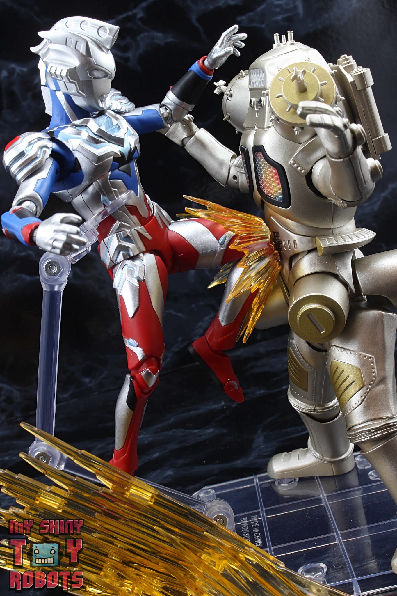 My Shiny Toy Robots: Toybox REVIEW: S.H. Figuarts Ultraman Z Alpha Edge