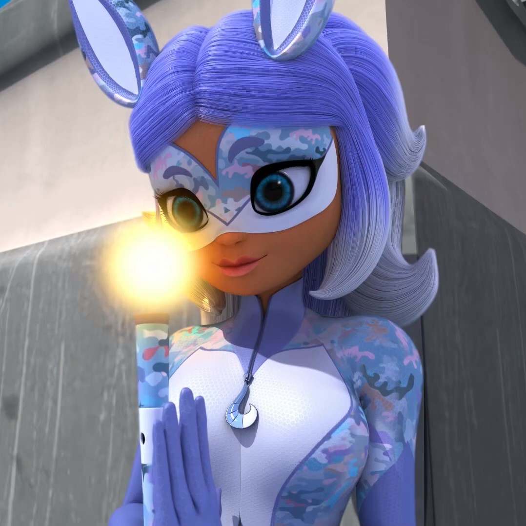 Nowy strój Rudej Kitki