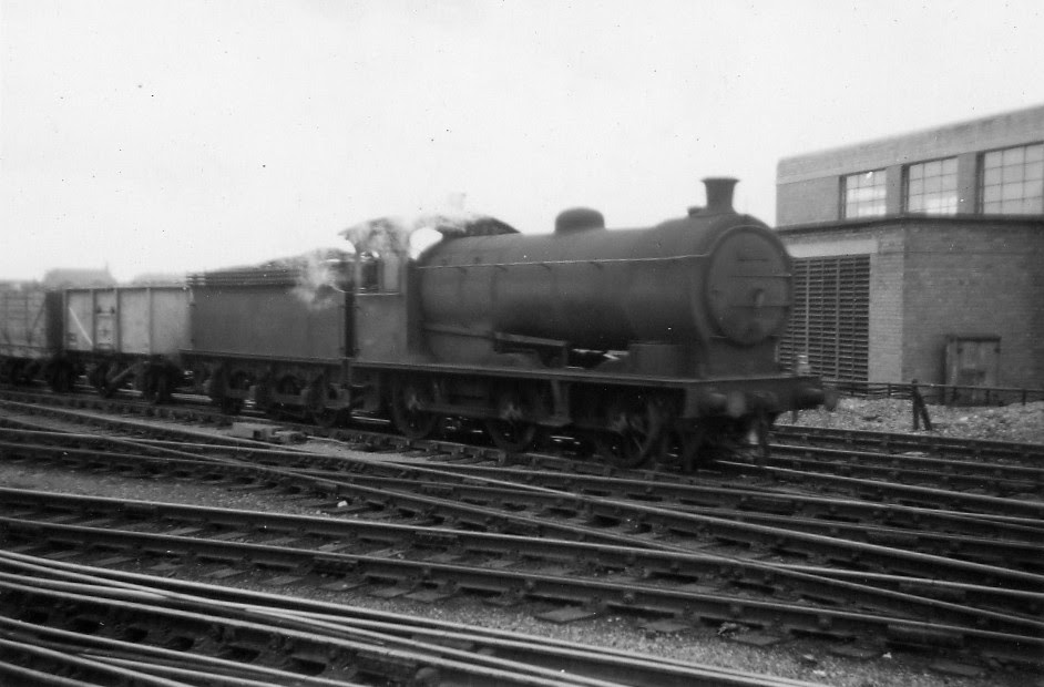 Mike Priestley's Railway Heritage Blog: LNER Class J27