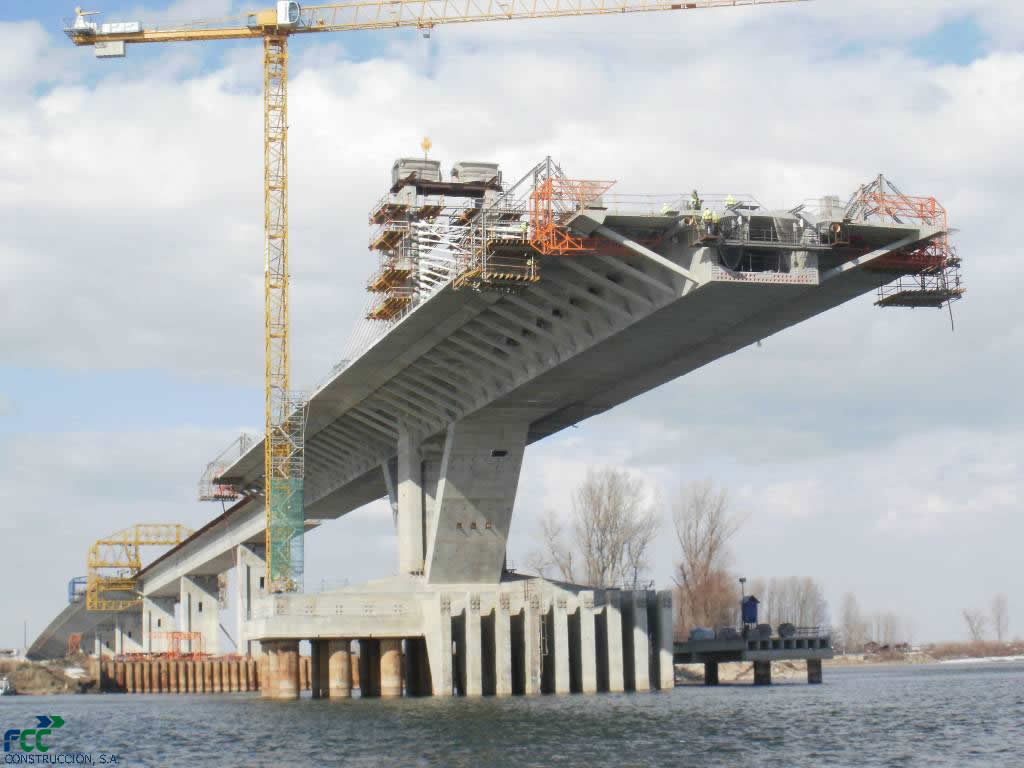PUENTES