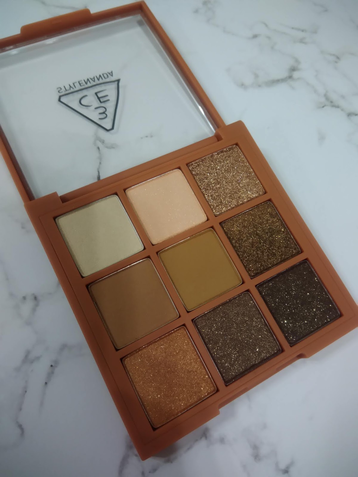All About That Base: 3CE Eyeshadow Palette - Plot Twist