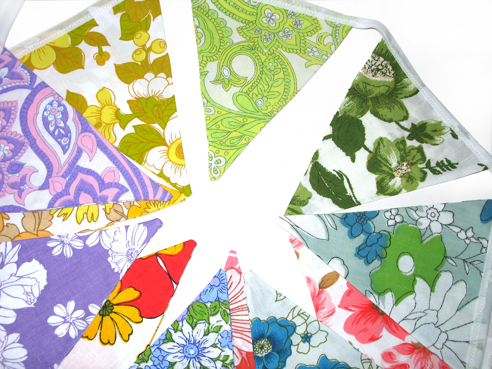 Merry-Go-Round Handmade: Vintage Rainbow Bright Floral Bunting