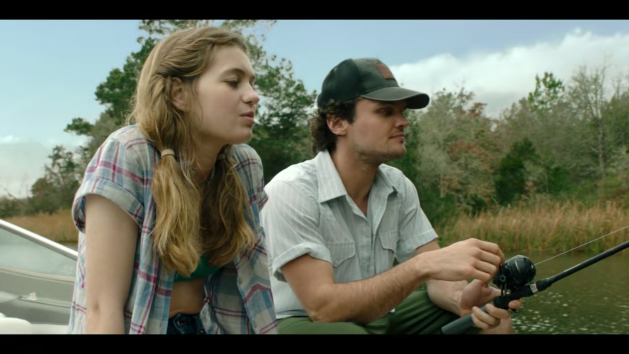 ausCAPS: Ray Nicholson shirtless in Panic 1-05 "Phantoms"