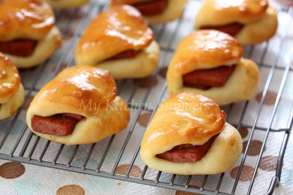 My Kitchen Snippets: Spam Buns