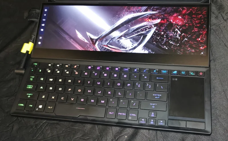 Review ROG Zephyrus Duo 15 SE, Laptop Gaming Pendukung Kreativitas