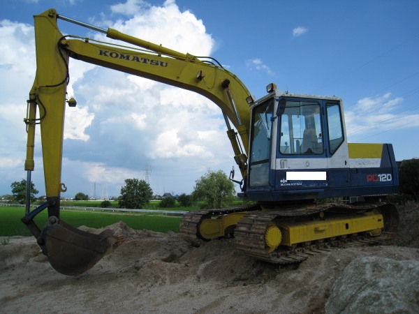 รถขุดดิน PC120-5: Serial 33368, Year 1989, Hours 9000 - Logo