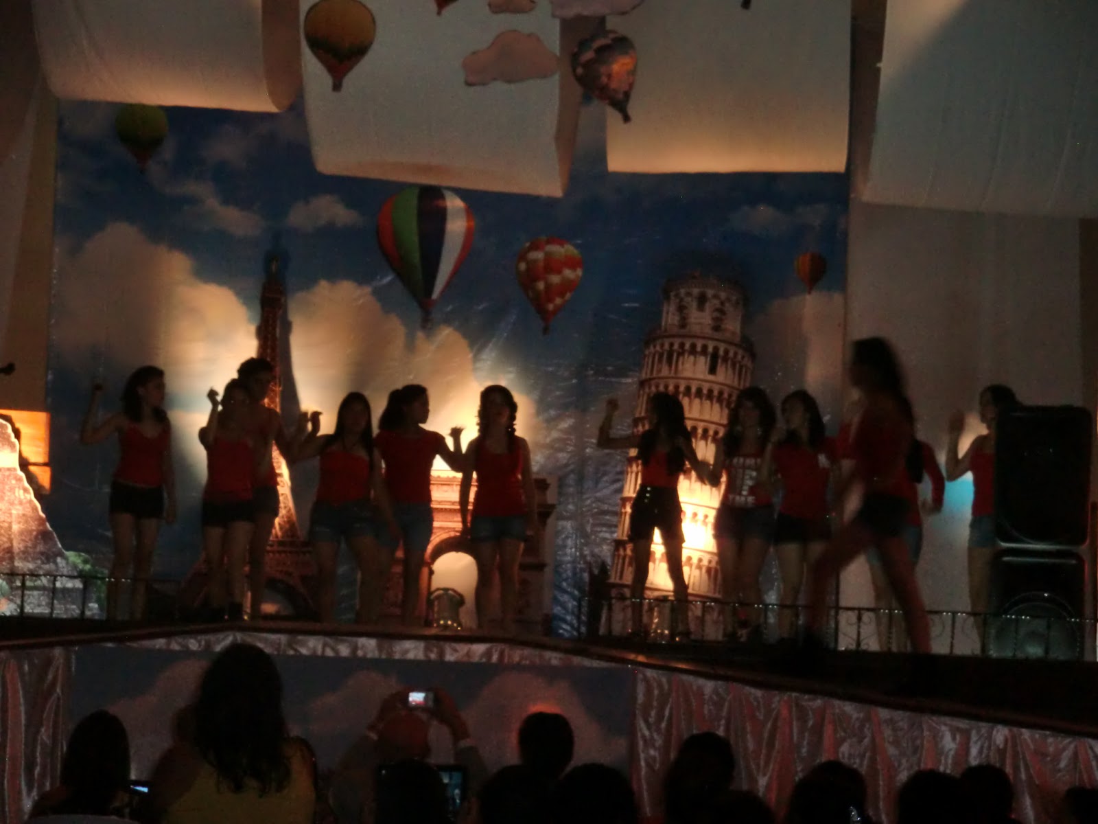 Josh Planet: Asi somos de grandes los del COLEGIO BLESS