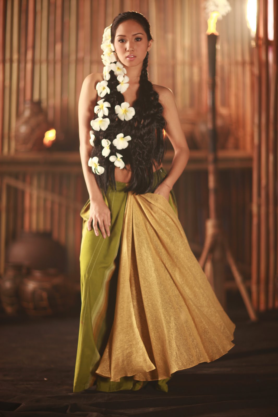 Roxanne Barcelo and Sheena Halili Pictures in Amaya - Showbiz Portal