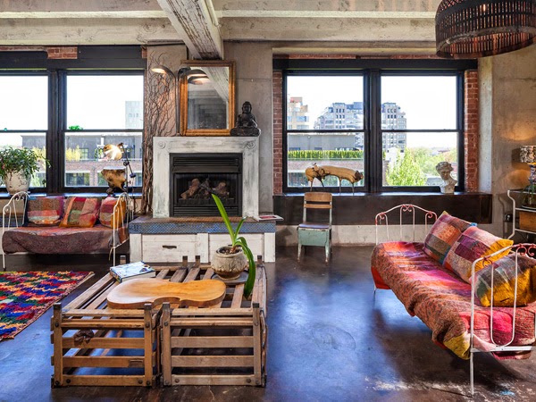 Old Factory Transformed Into A Hospitable House With Lots Of DIY ...