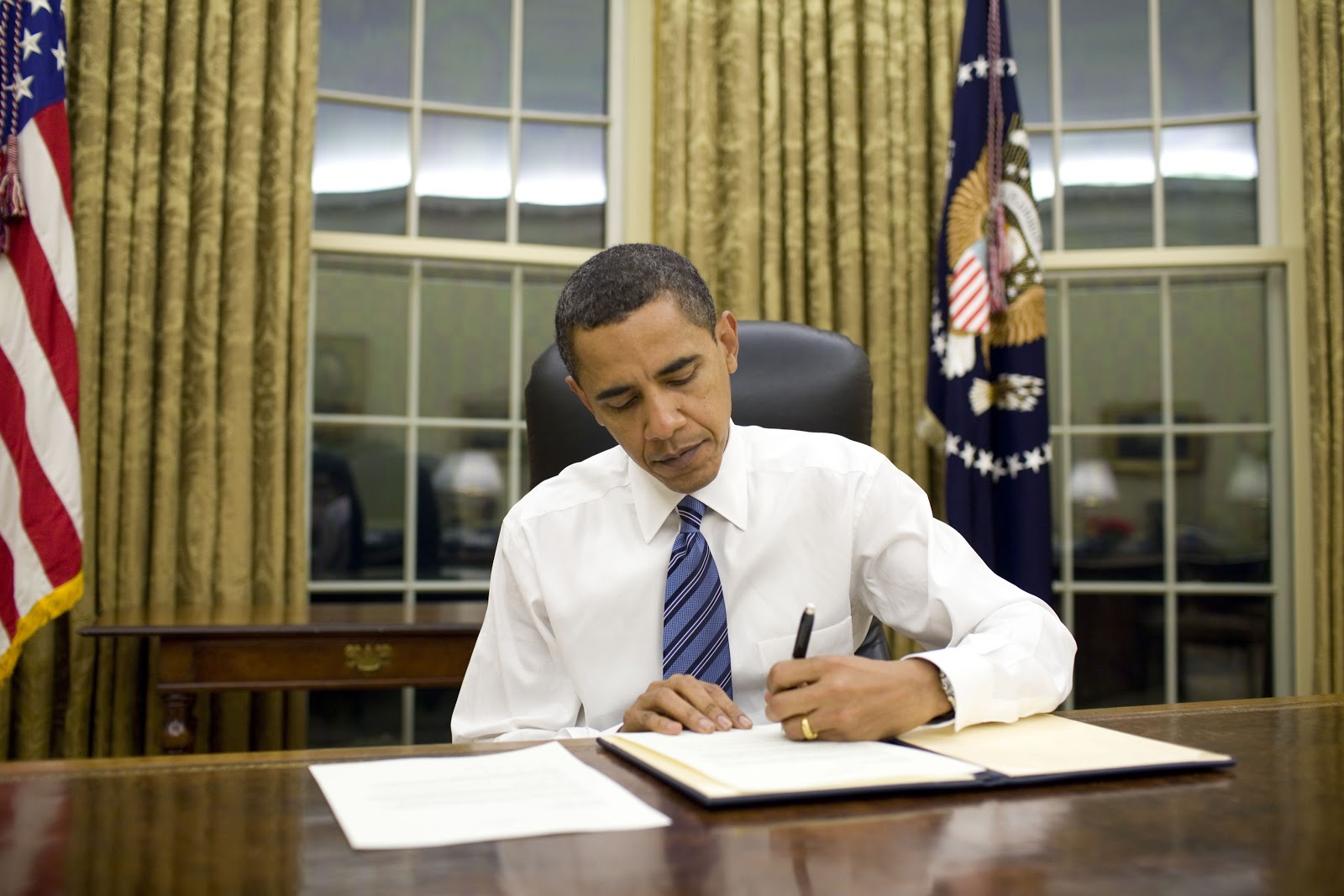 PressGlobe Economy: Obama signs massive defense bill upping Iran sanctions