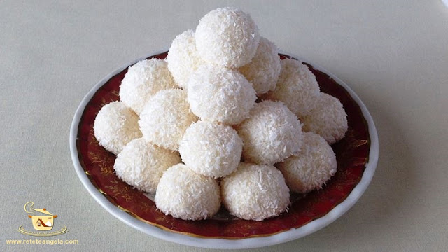 Bomboane Raffaello ~ Retete culinare simple si gustoase