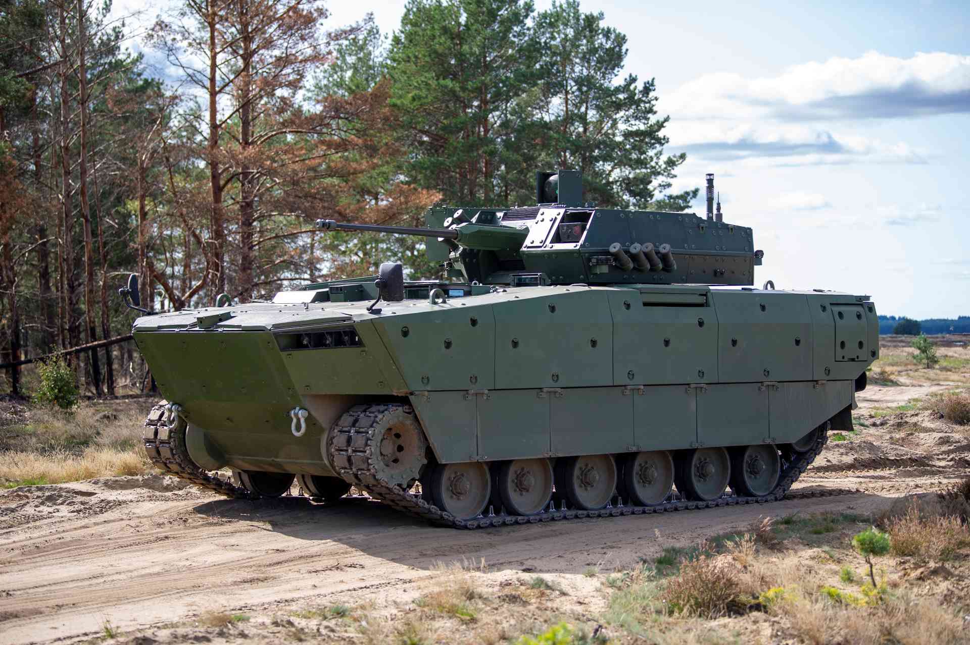 The Dead District: The prototype of the Borsuk IFV teste at the Drawsko ...