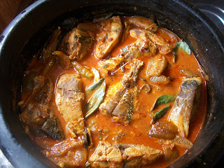 Suma's Recipes: Vatta curry(trevally curry)