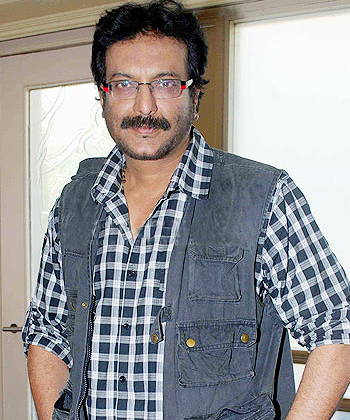 Milind Gunaji Today News, Wiki, Affairs, Updates, Biodata, Phone Number ...