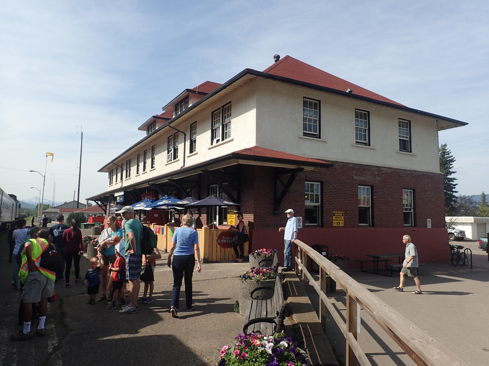 Aerohaveno: Train Stations of Canada's Jasper-Prince Rupert Line