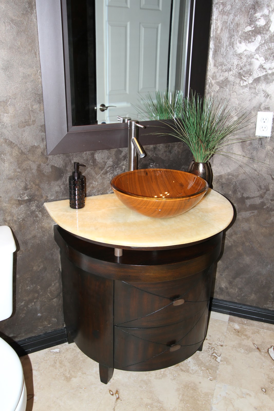 Morrone Interiors: Making a Splash With a Pool Bath