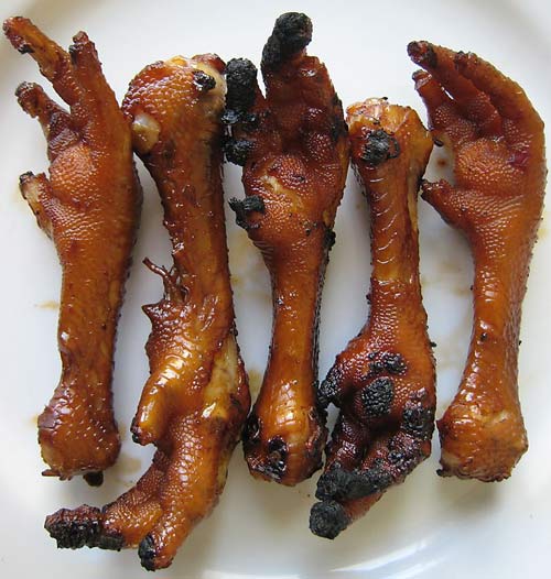 Pagkain ng Adidas (Paa ng Manok), May Magandang Benepisyo sa Katawan Pagkain ng Adidas (Paa ng Manok), May Magandang Benepisyo sa Katawan